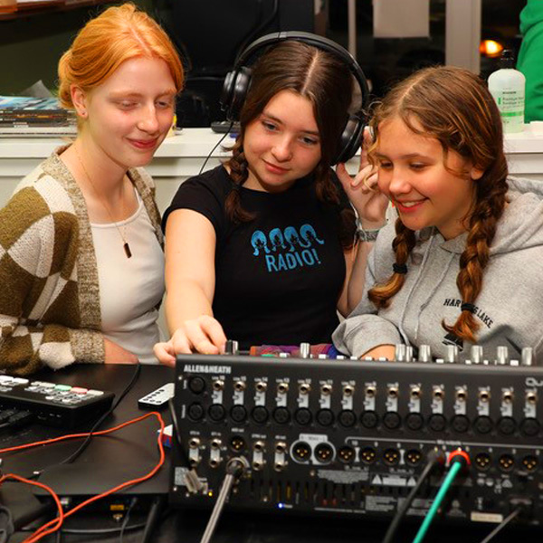 Kelly Center - Educational Programs and Opportunities